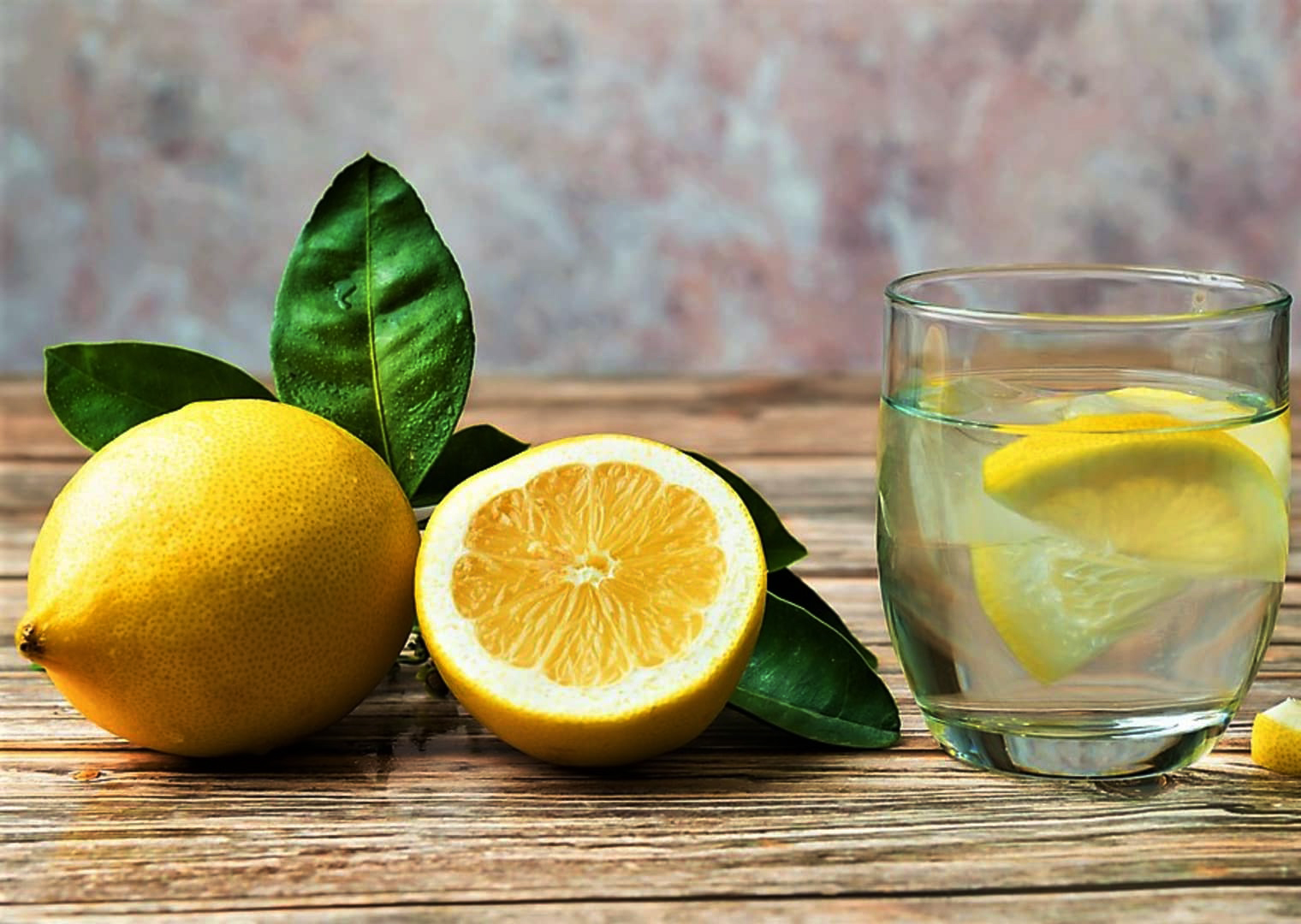 Santé éducation - Article - Eau tiède au citron : vertus santé
